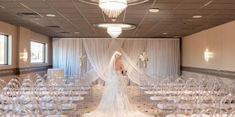 Stunning Event Ballrooms for Personal Events | Laurel Manor